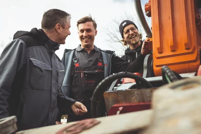 KIESEL - Die Kiesel Group - breit aufgestellt in 4 Geschäftsfeldern